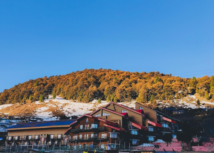 Auli Skiing Cost Guide | Trek On India
